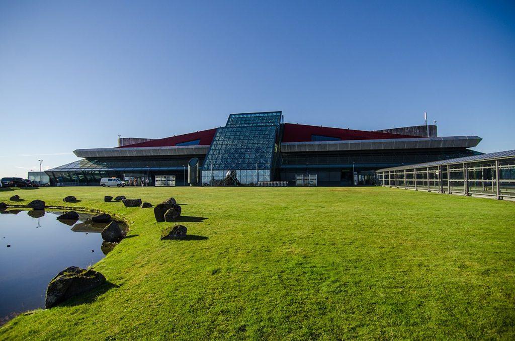 Der Flughafen Keflavík (KEF) auf Island